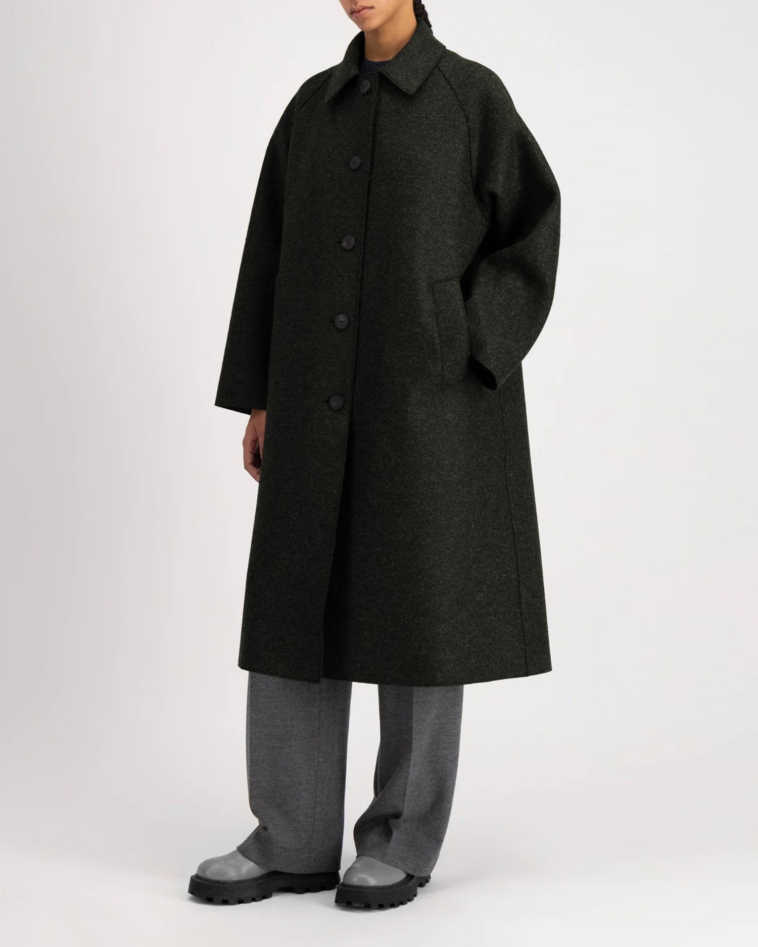 PRESSED WOOL BALMACAAN / DARK KHAKI – FABRIC